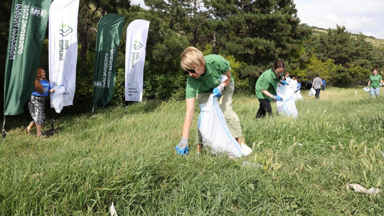 World Environment Day Marked with Large-Scale Clean-Up Campaign ...