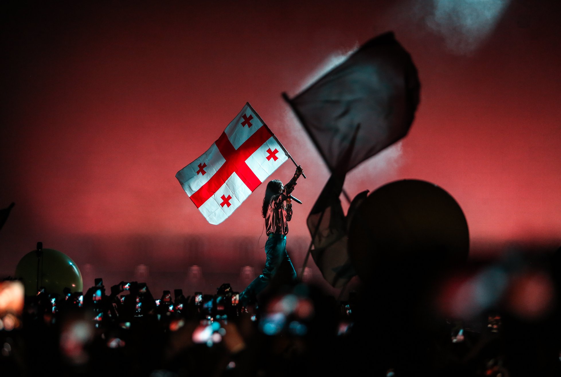 Jared Leto Stunned on Stage with Georgian Flag - Culture - CBW